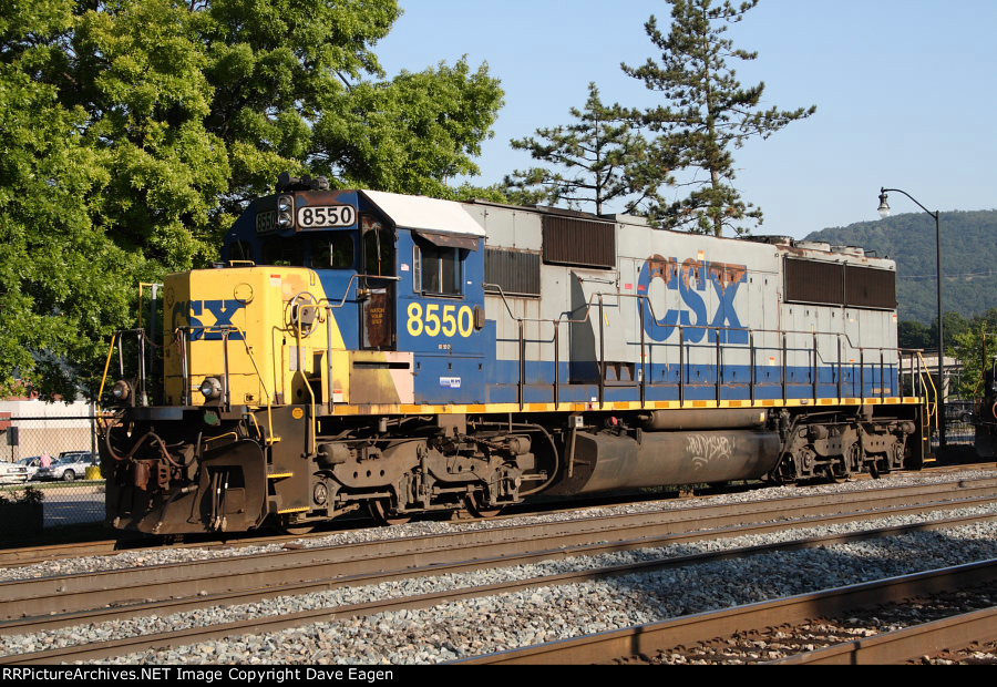 CSX 8550